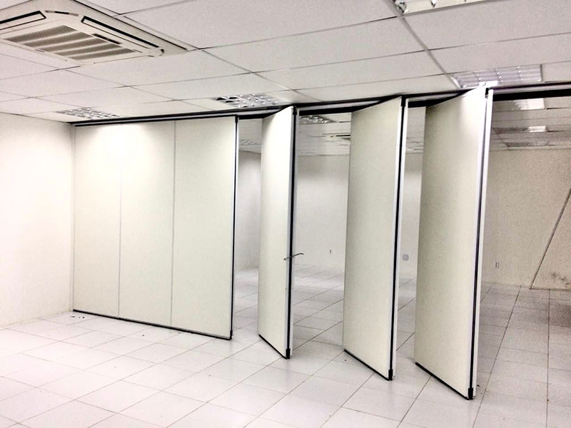 DiviSolution - Divisória Articulada, Retrátil e Sanitária